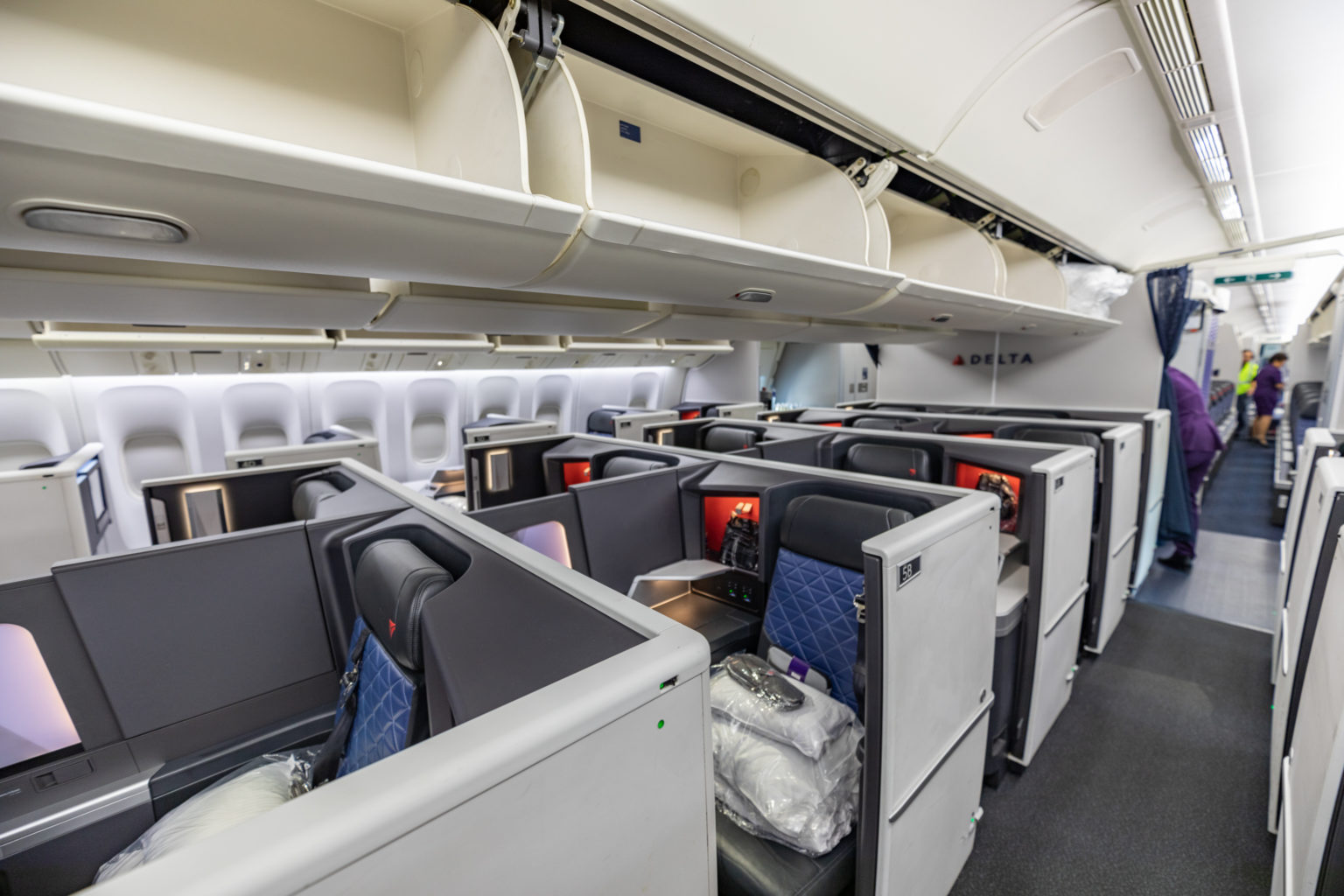 怀念一代经典——达美航空DL89洛杉矶-上海浦东 (LAX-PVG) 波音777 Delta One Suite 至臻商务舱体验 - 美国信用卡指南