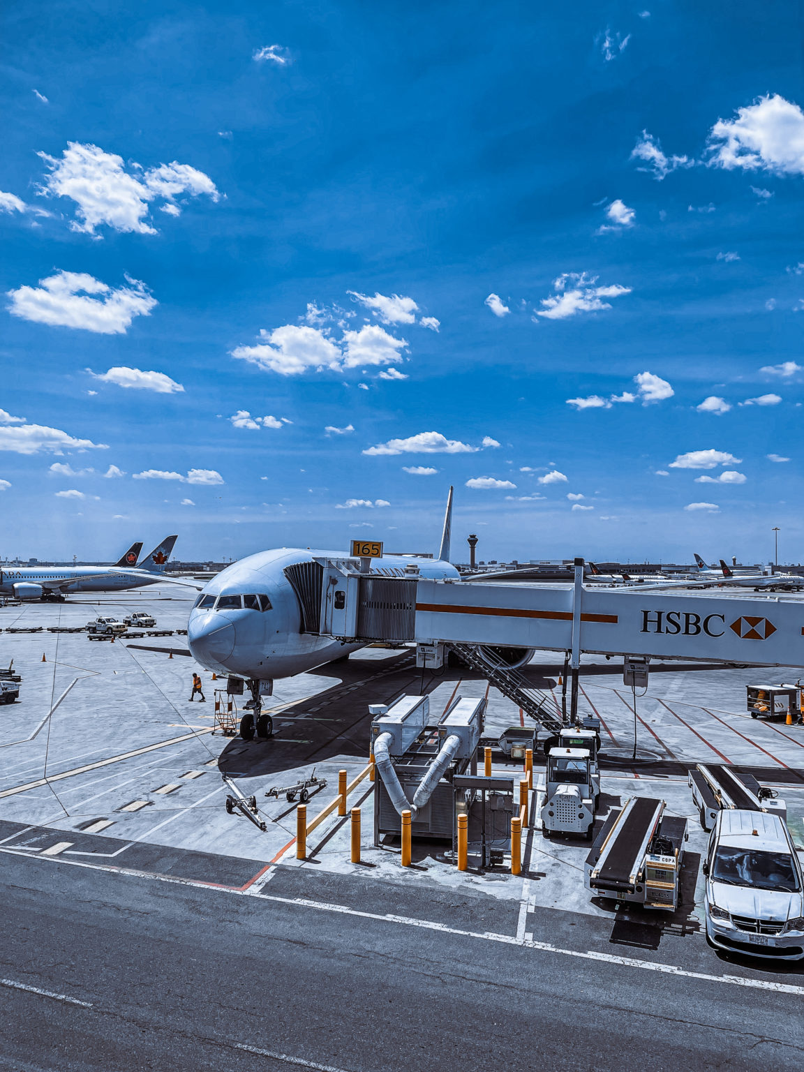 疫情期间AC28商务舱及加拿大入境隔离体验 - 美国信用卡指南